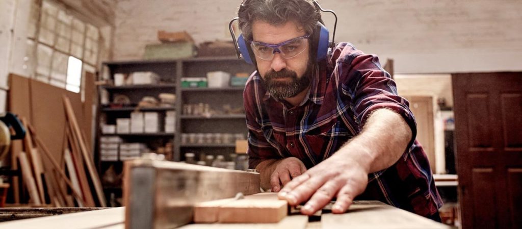 How to Start a Carpentry Business | Pogo Insurance